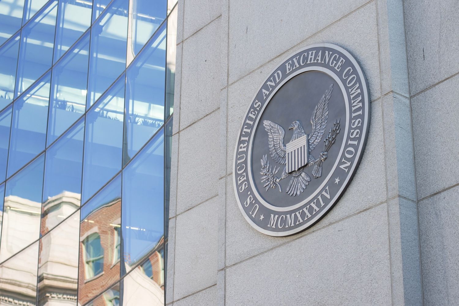SEC Clears First Multi-Token Crypto ETF With 70% Bitcoin Allocation | Yellow.com